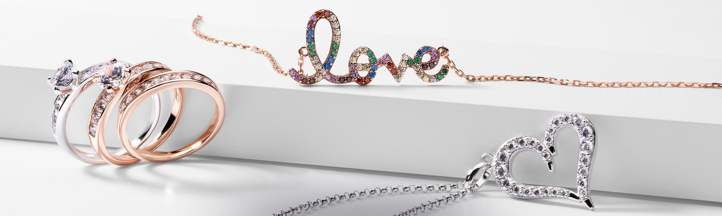 Romantische Schmuckstücke online bestellen - QVC.de