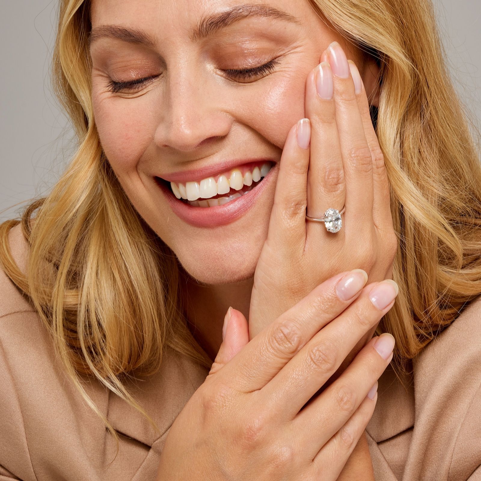 Made to Order Firelight 3.10ct Lab Grown Diamond Oval Solitaire Ring ...