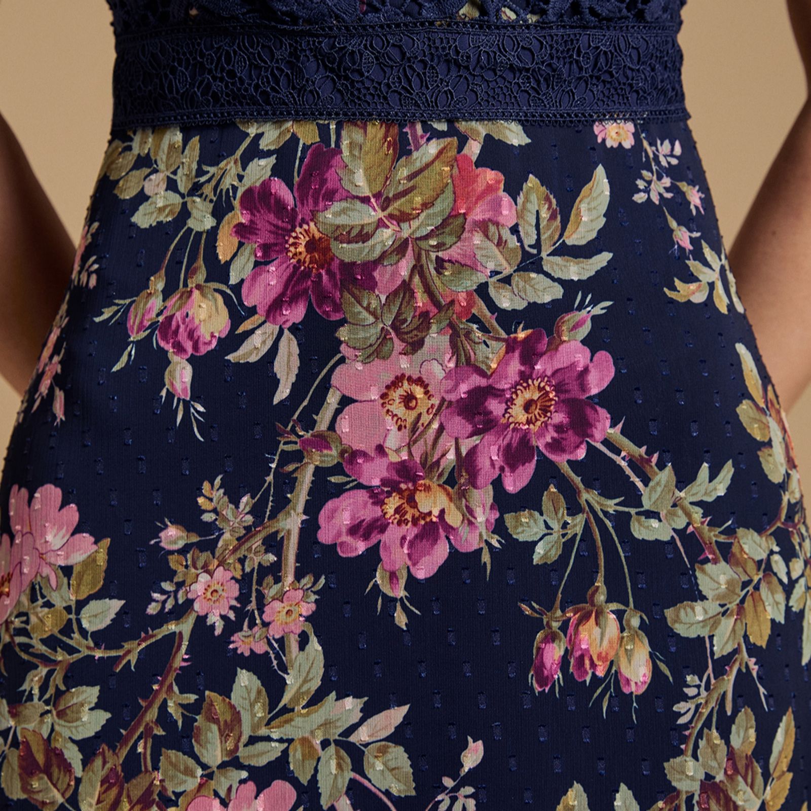 Oasis Occasion Floral Lace Bodice Pleated Midi Dress Petite - QVC UK