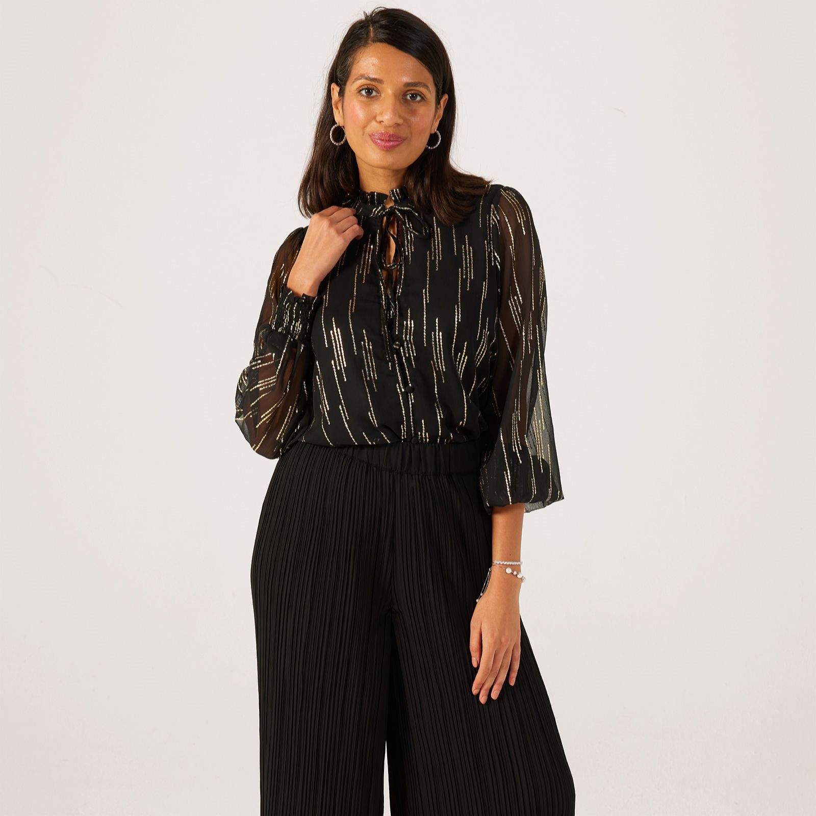 Only Mira V-Neck Shirt - QVC UK