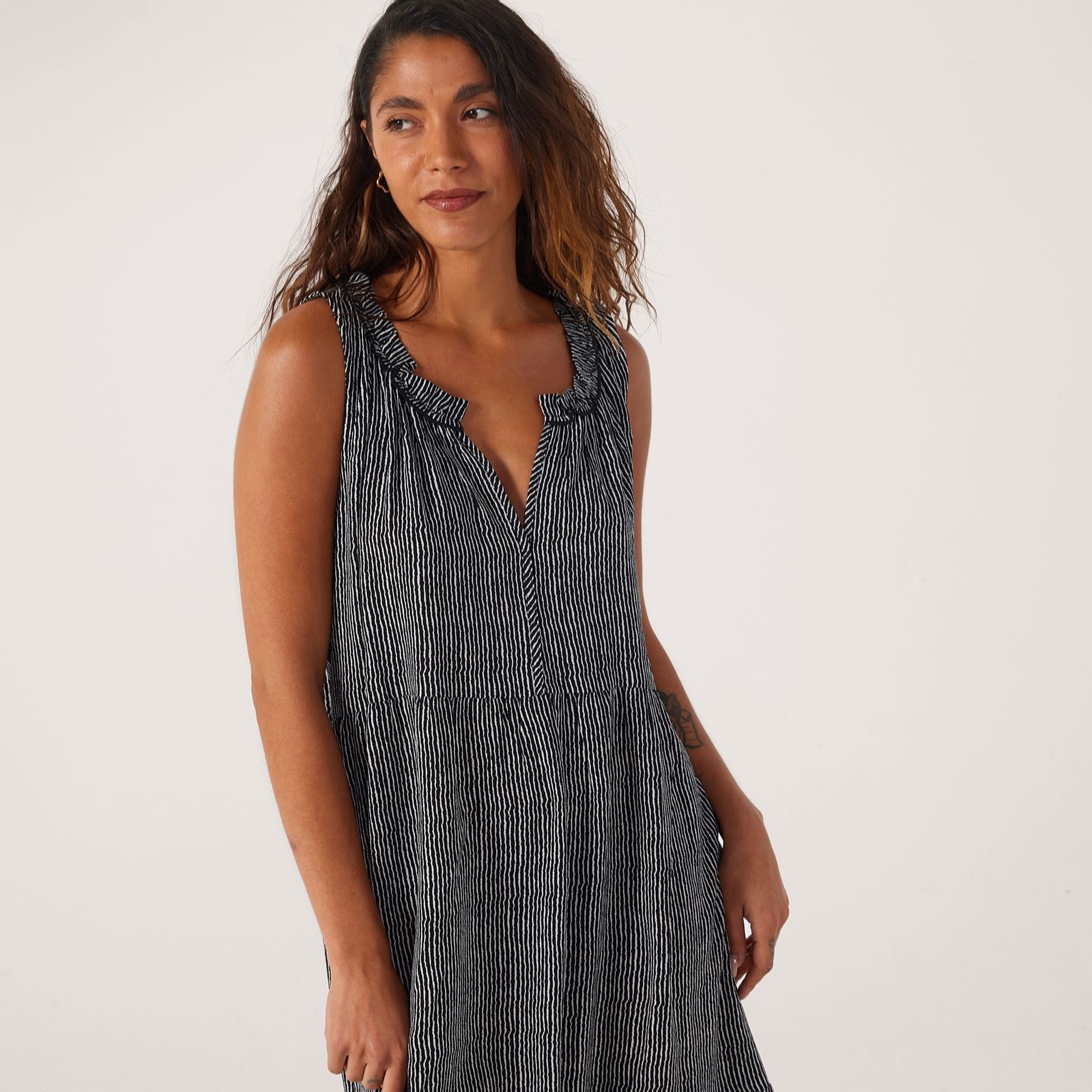 Malissa J Sleeveless Tiered Dress Notch Neck - QVC UK