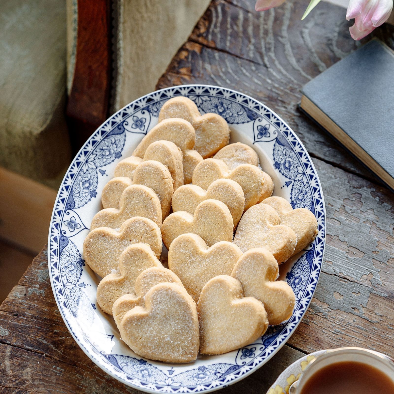 Wilfred's Pies 32 Piece Shortbread & Welsh Cakes Bundle - QVC UK